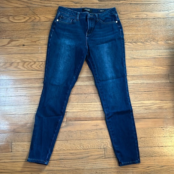 Judy Blue | Jeans | Judy Blue Skinny Fit Mid Rise Jeans Jb8813 Size 5 ...